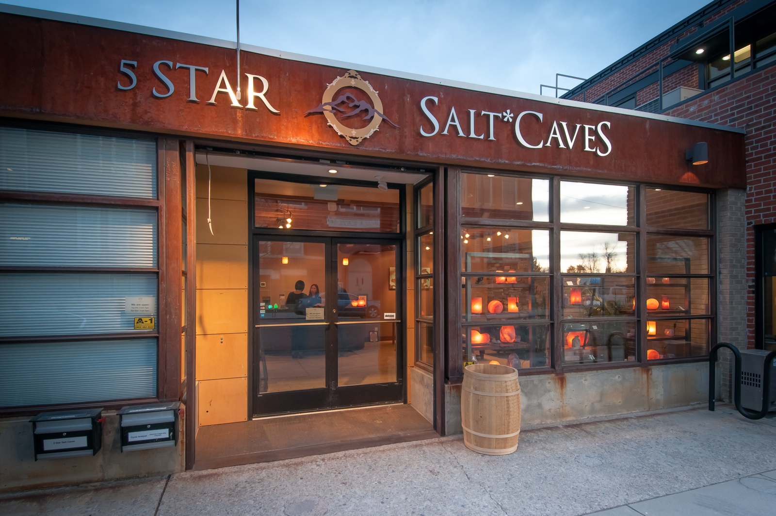 Relax and Connect: 15 of the Best Couples Massages in Denver - Wundervue