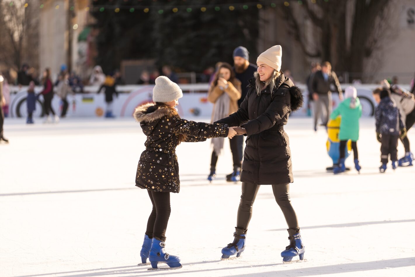 The Ultimate Guide to Denver Ice Skating Rinks - Wundervue